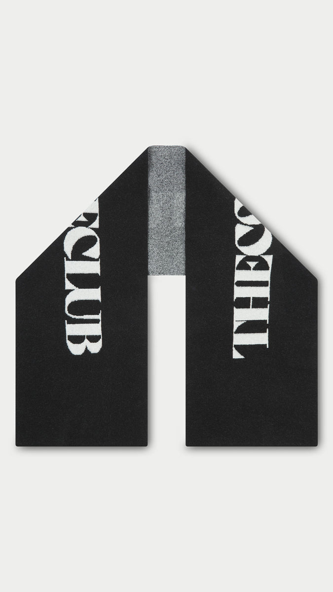 FLUFFY KNIT COPYRIGHT SCARF - BLACK – The Couture Club
