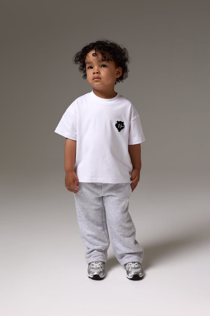 KIDS MONOGRAM EMBLEM APPLIQUE T-SHIRT - WHITE – The Couture Club
