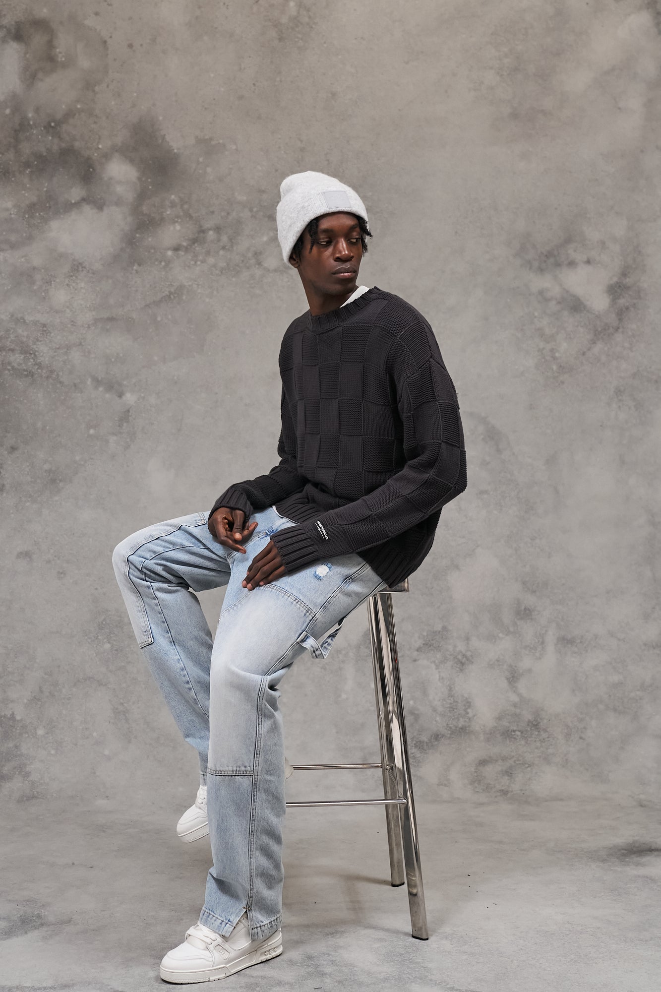 DENIM RIVET DETAIL CARPENTER JEANS - BLUE WASH – The Couture Club