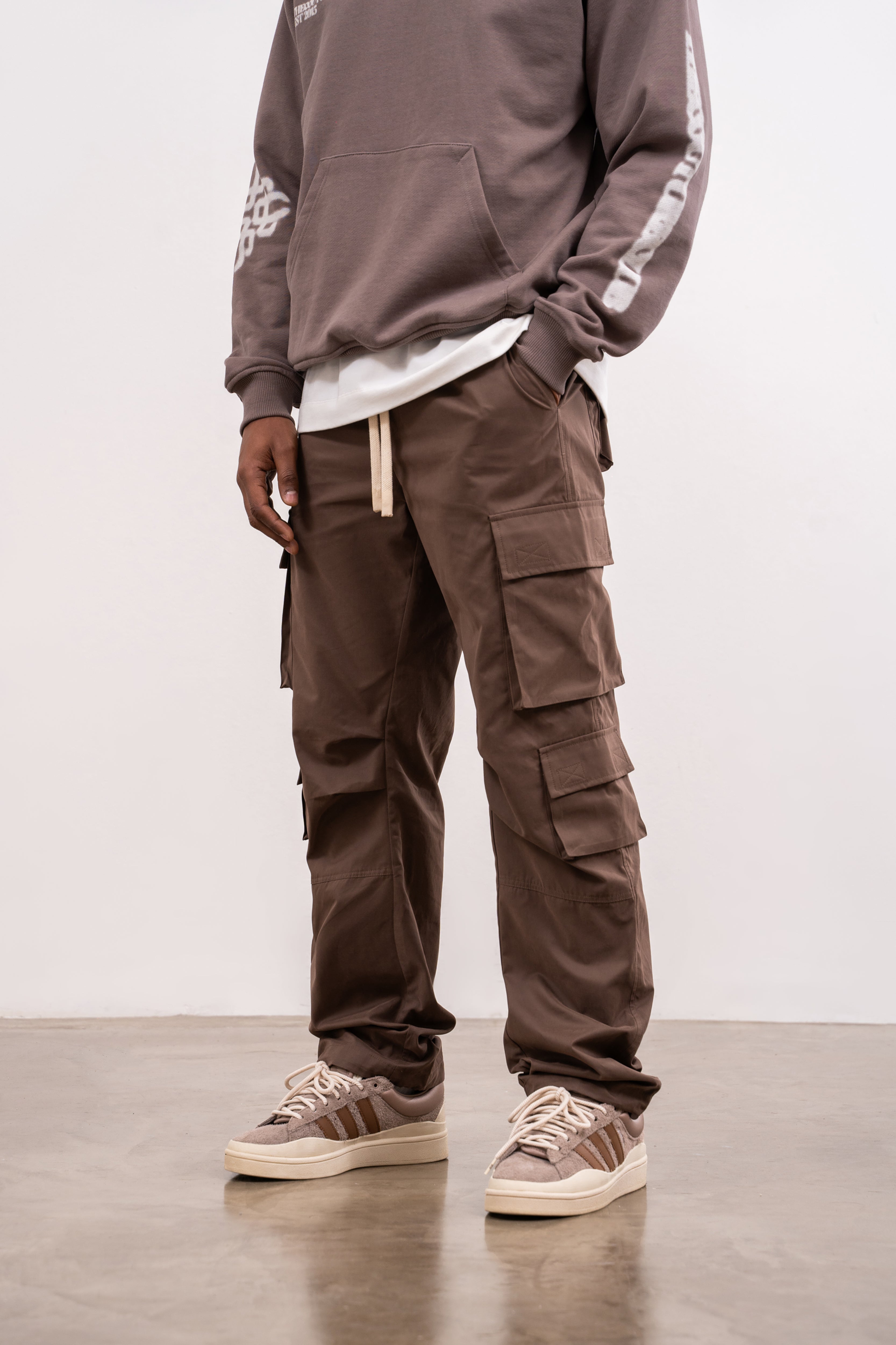 ESSENTIALS CARGO PANT - BROWN – The Couture Club