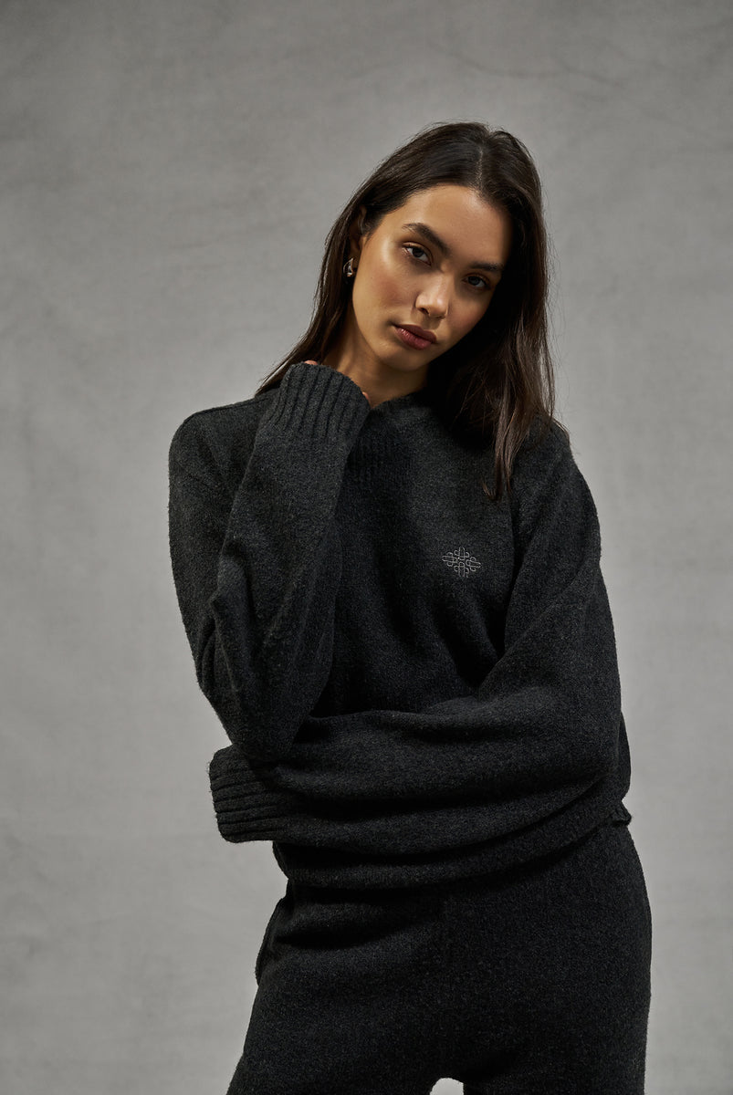 FLUFFY KNIT EMBLEM EMBROIDERED CREW - CHARCOAL – The Couture Club