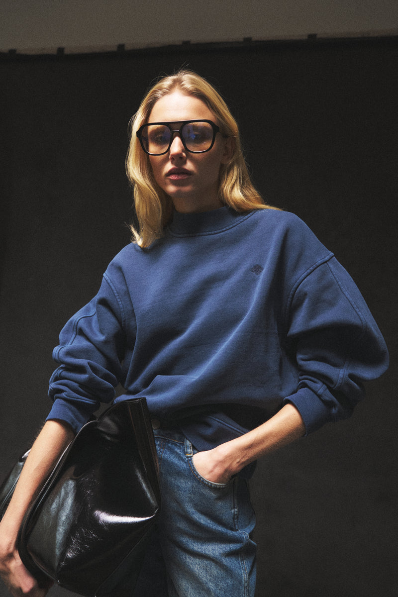 WASHED MOCK NECK SWEATSHIRT - DARK NAVY – The Couture Club