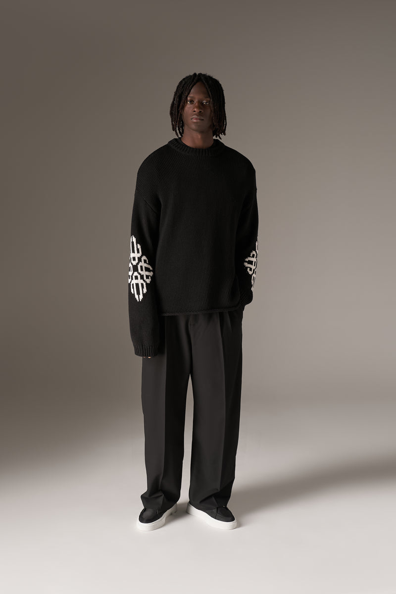 CHUNKY KNIT EMBLEM JUMPER - BLACK – The Couture Club