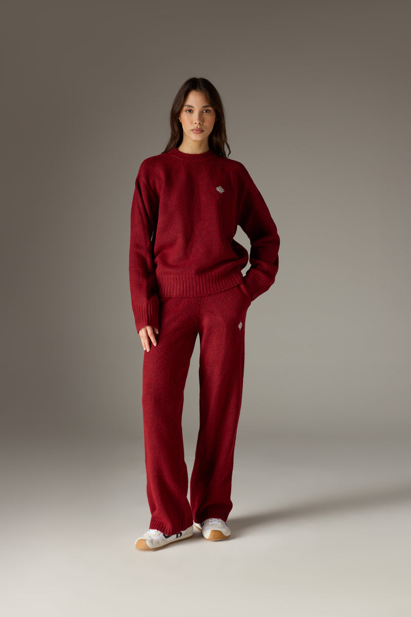 FLUFFY KNIT EMBLEM EMBROIDERED CREW - BURGUNDY – The Couture Club