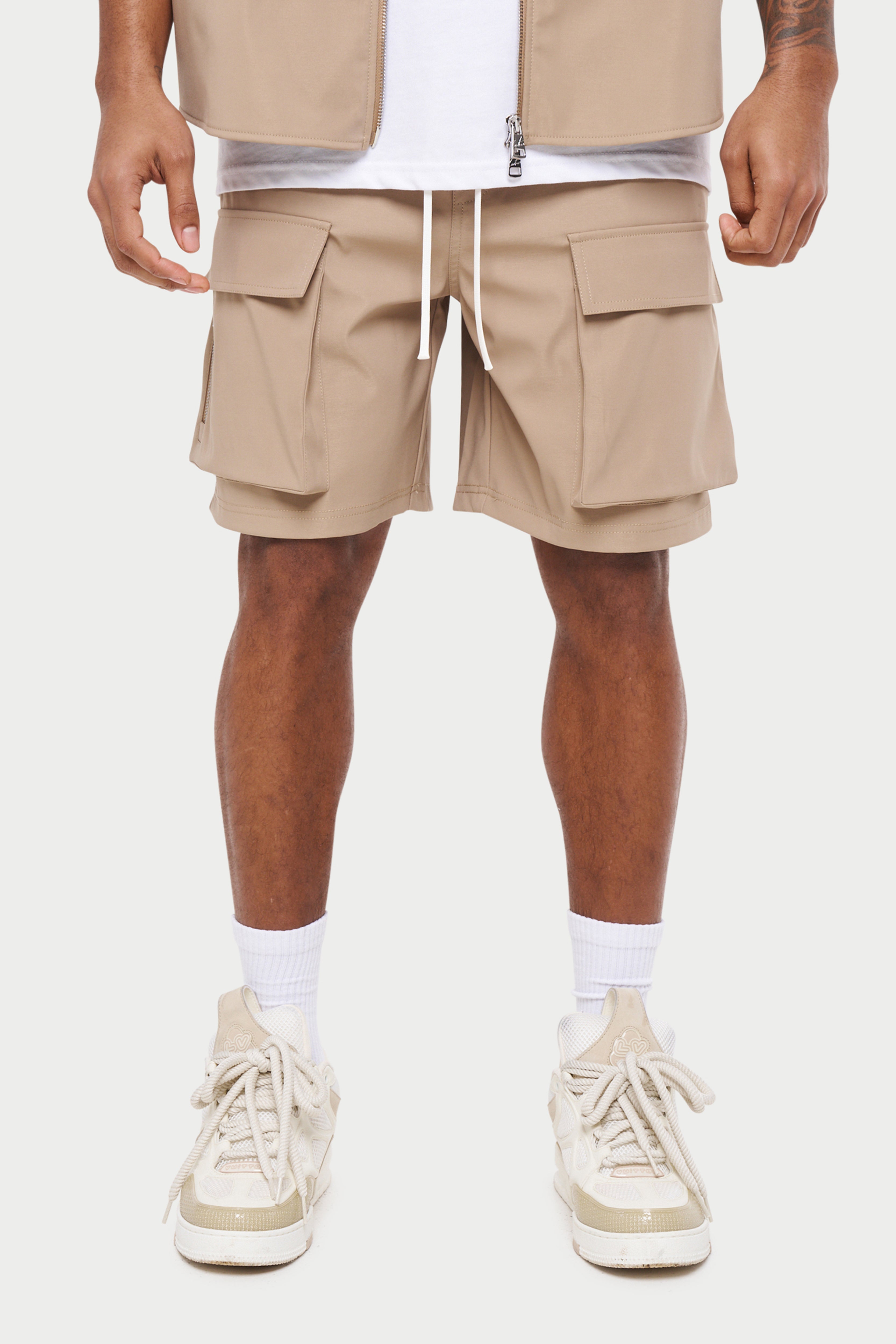 HEAVYWEIGHT ZIP CARGO SHORTS - BEIGE – The Couture Club
